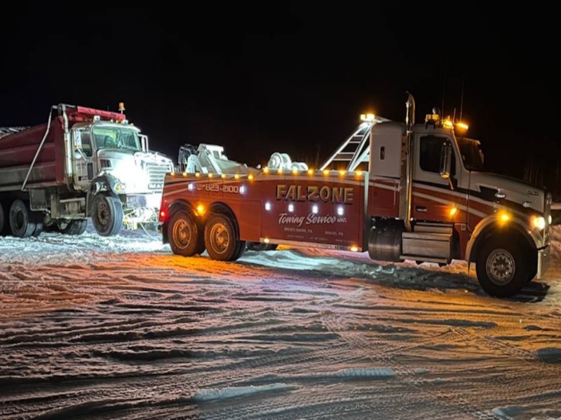 Heavy Towing in the Snow: How We Tow During the Winter Months - Falzone ...